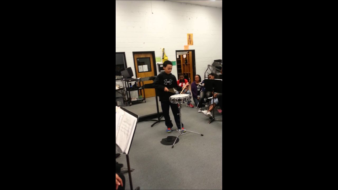 THE BEST SNARE DRUM PLAYER IN THE WORLD - YouTube