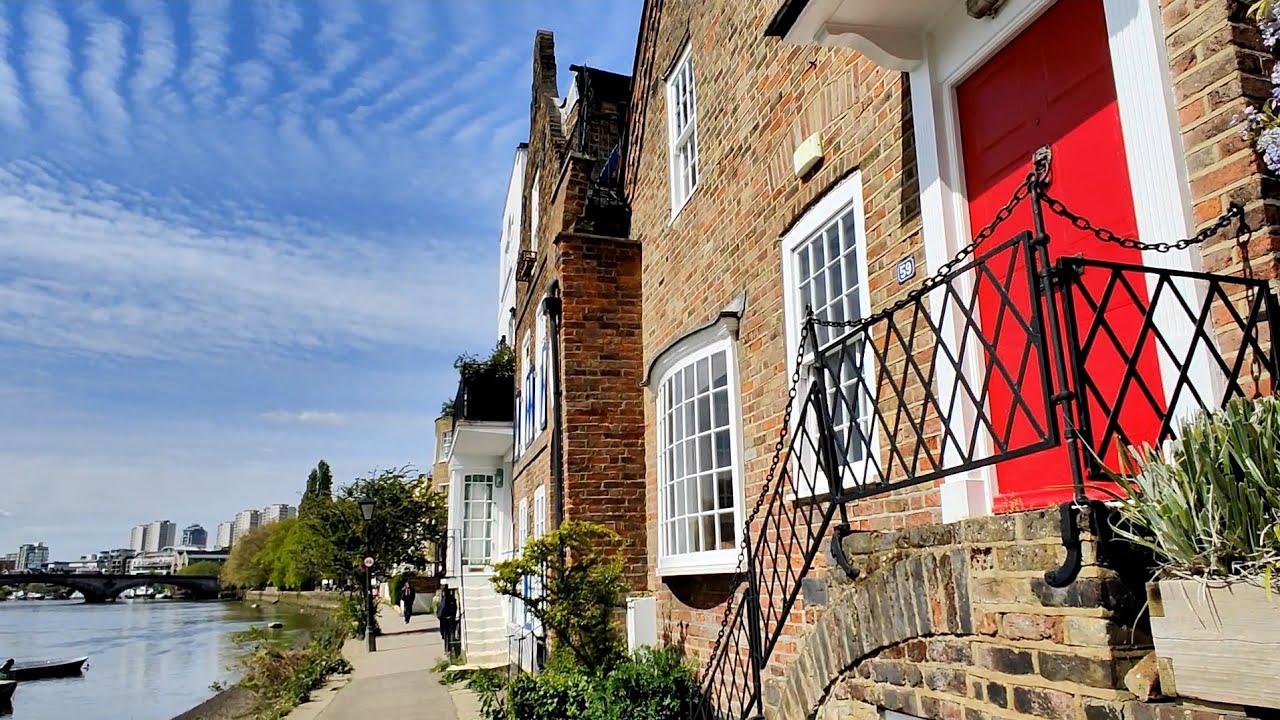 Chiswick Thames Riverside - YouTube