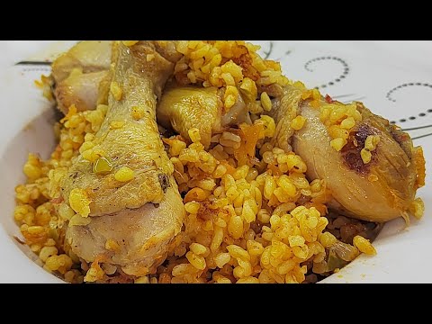 toyuqlu bulğur plovunun hazırlanması. tavuklu bugur pilavı tarifi. Turkish food #trending
