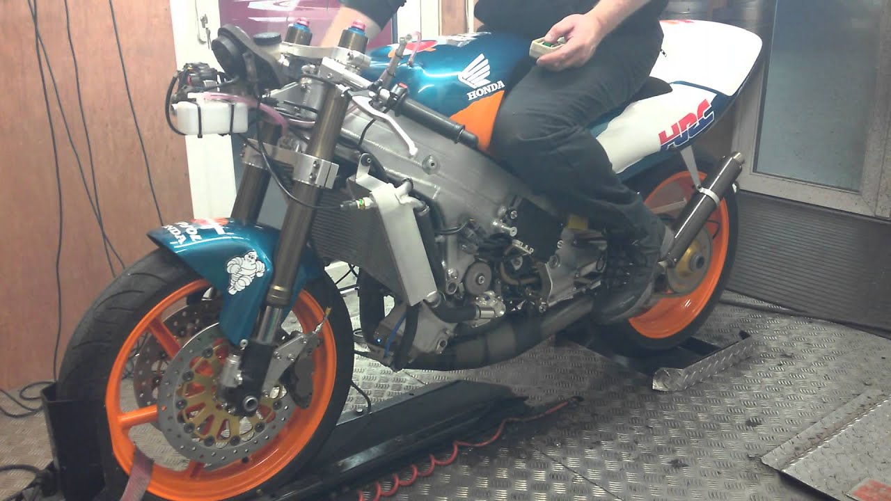 NSR500V dyno power run - YouTube