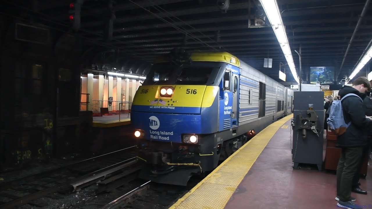 LIRR DM30ACs in Diesel Mode at Penn Station - YouTube