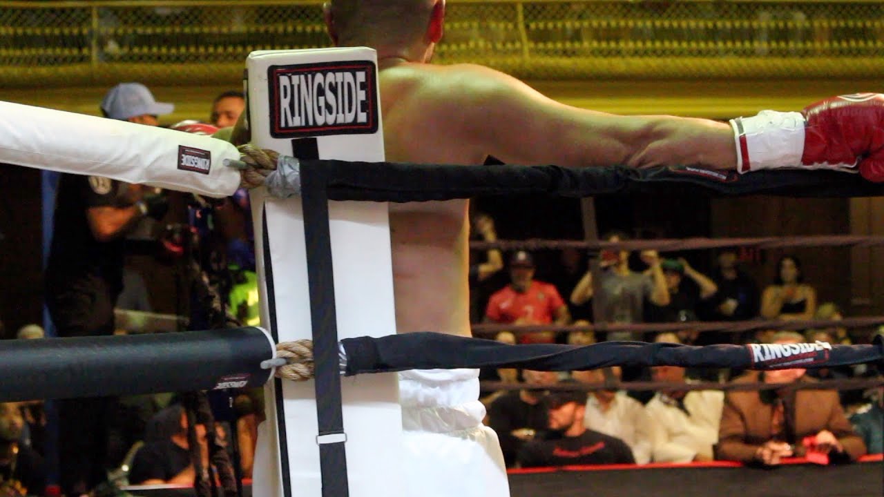 Kyle Cusick vs Johnny Kim - 4 Round War - YouTube