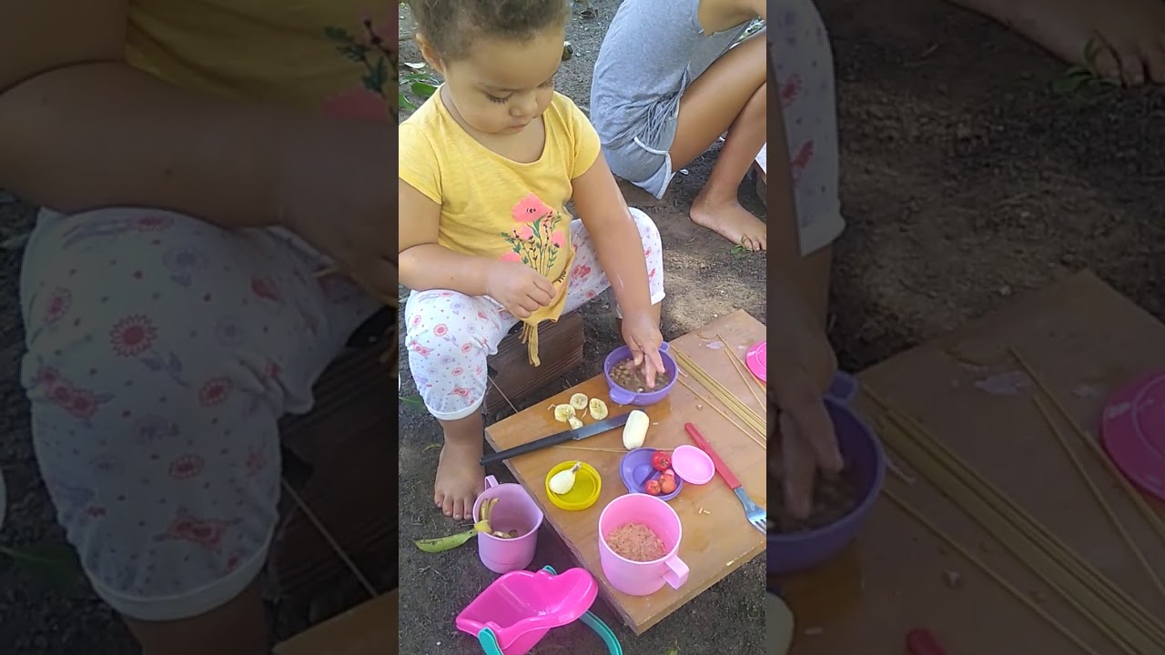 Brincando Com A Irmã Youtube