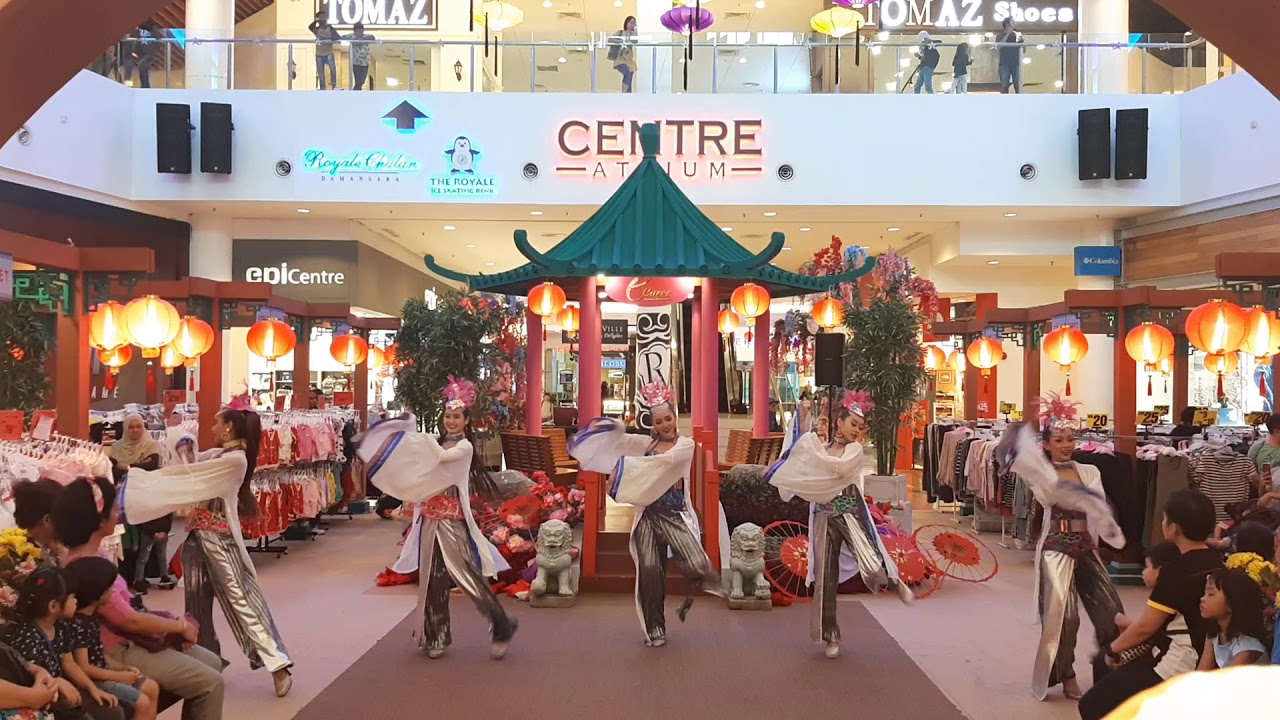 2020 CNY Traditional Dance Performances @ eCurve - YouTube