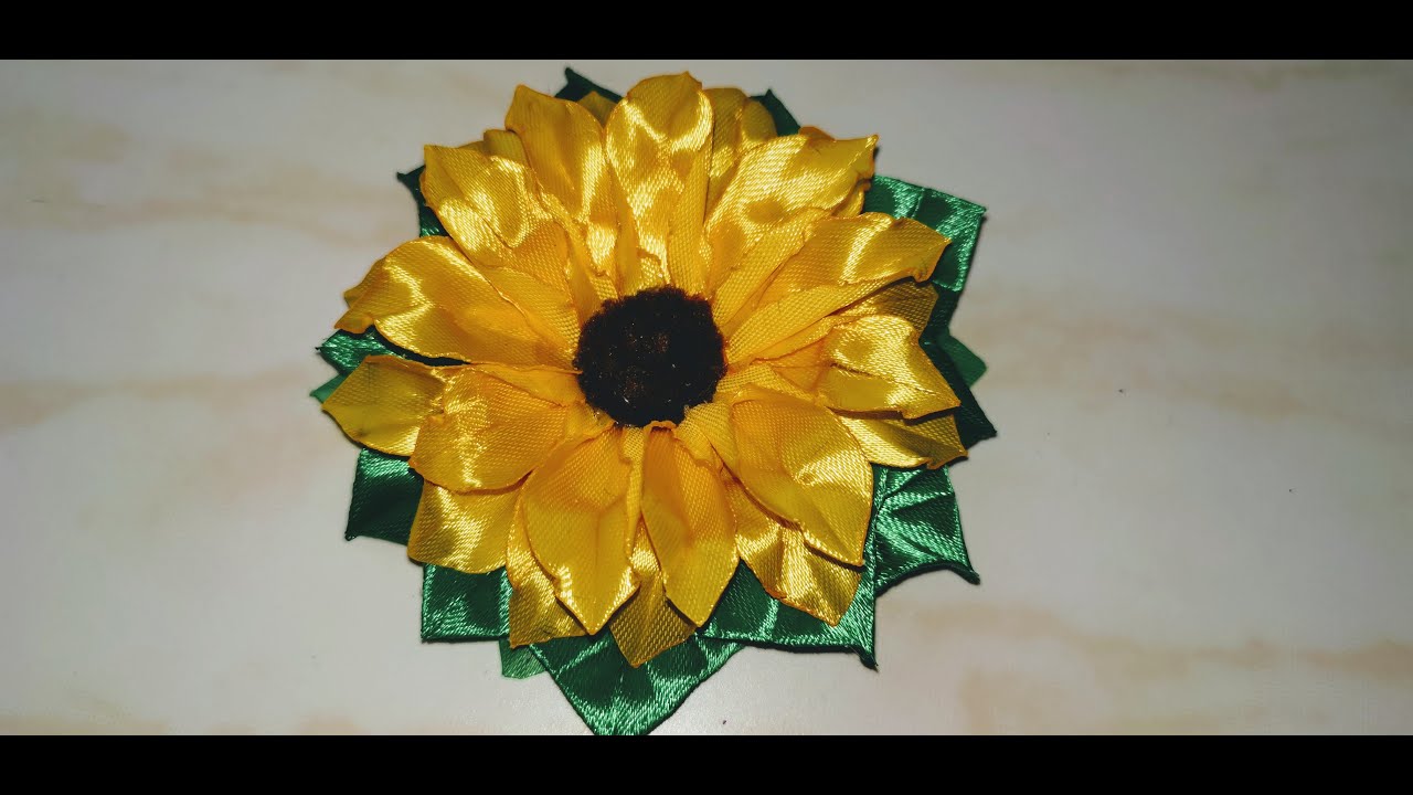 Kanzashi satin ribbon sunflower / Handmade flower decoration / homemade ...