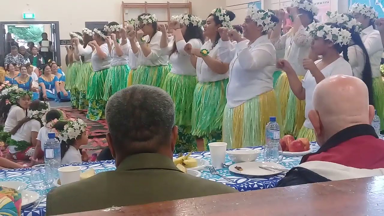 Hiva fakagaligali mai Nukunonu & Olohega 💛💚💛 - YouTube