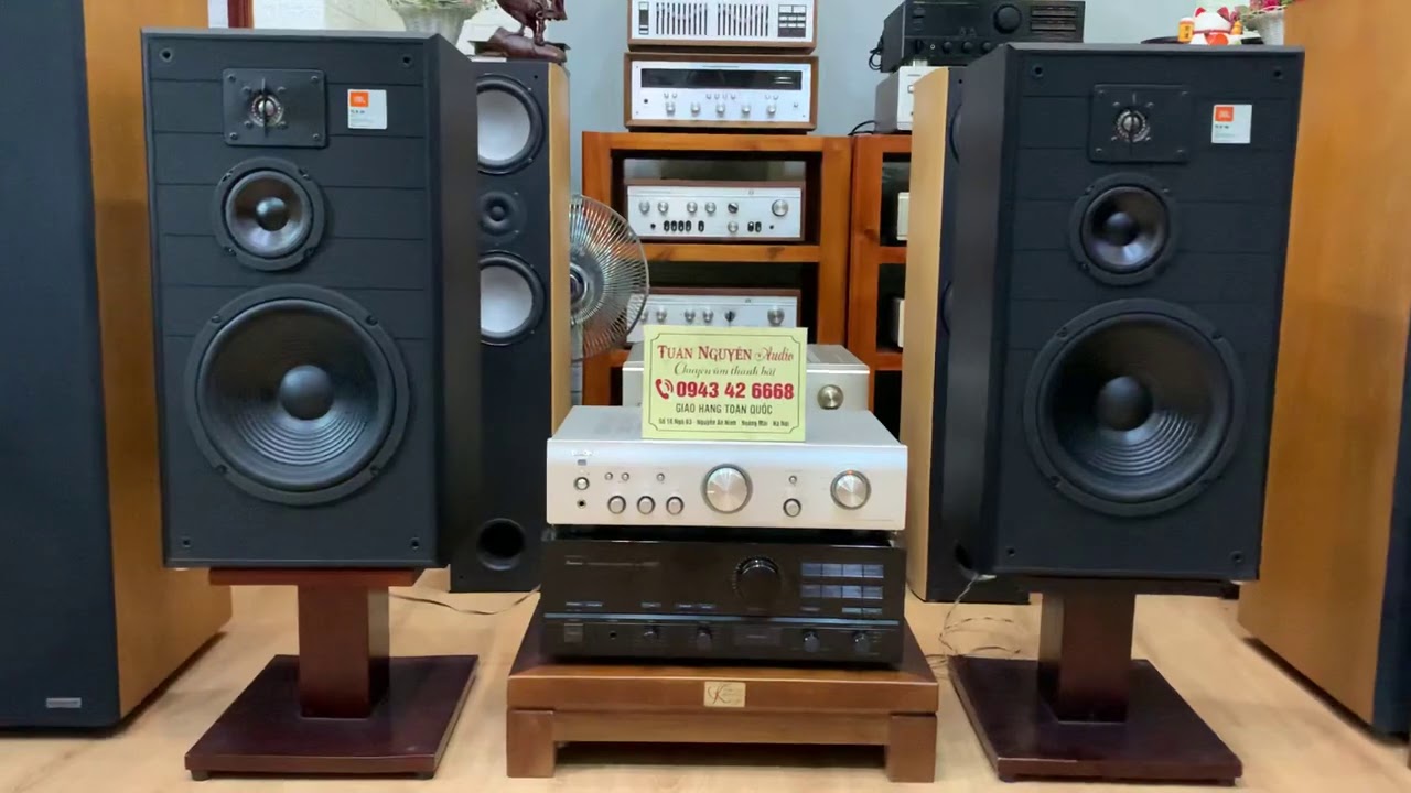 Bộ âm thanh mỹ nhật giá tốt cho anh e đam mê . Loa JBL tlx 18. Và amly ...