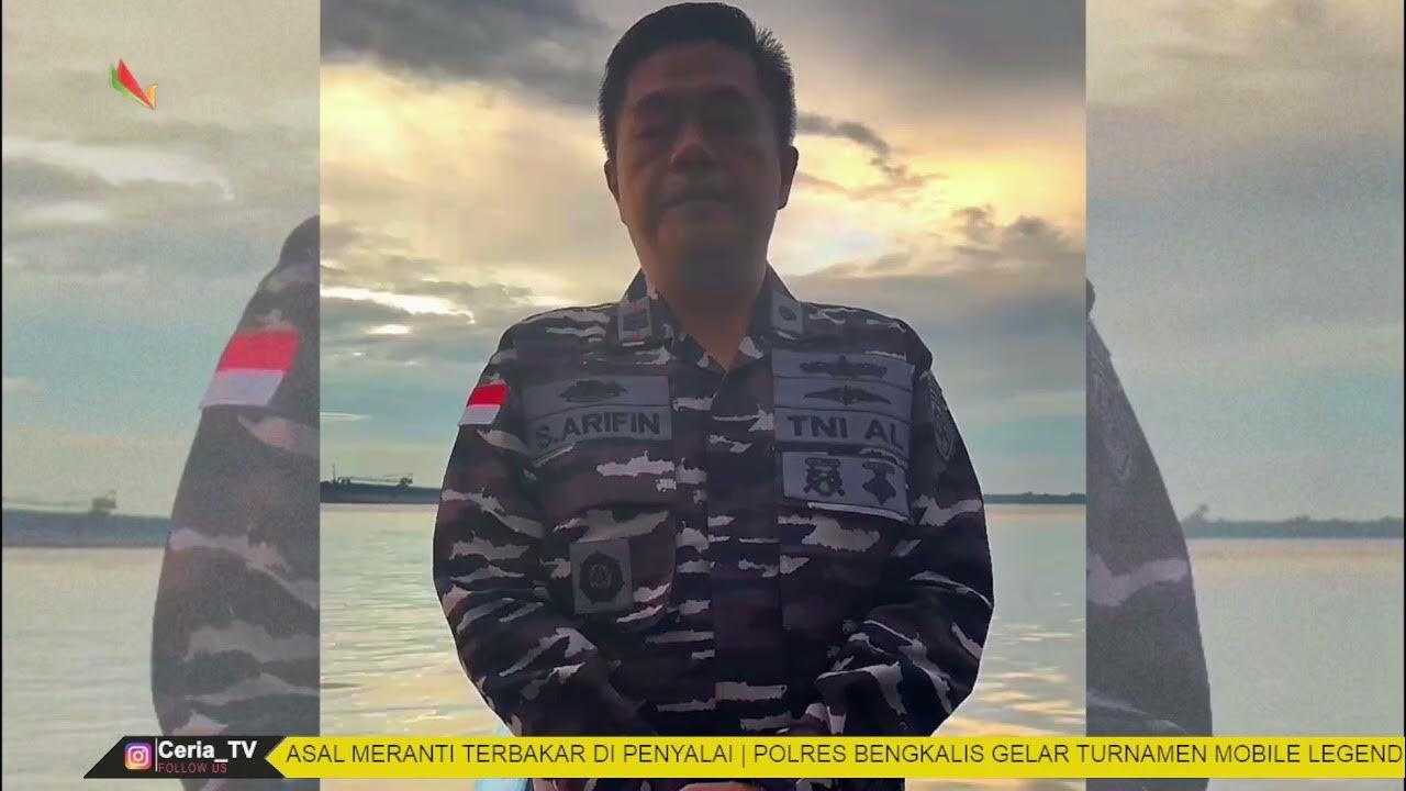 KAPAL BERMUATAN ARANG ASAL MERANTI TERBAKAR DI PENYALAI - YouTube