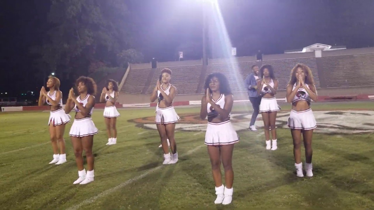 2019 WSSU Cheerleaders,Survival - YouTube