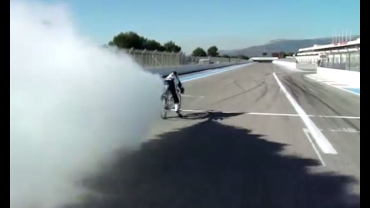 Rocket Bicycle World Record ǀ 333 kmh 207 mph ǀ WOOOOW - YouTube