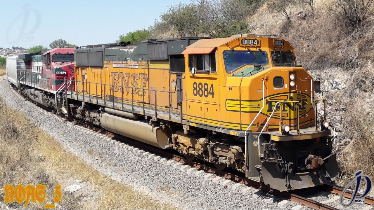 BNSF y Ferromex 8884, 4557 y Remota al Final 5090 en San Francisco del Rincón, Gto. México NOAS ...