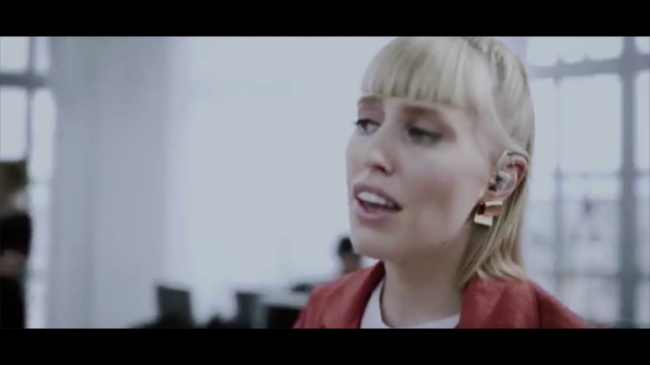 Mr Black Light ft LEA - 110 J'ai Envie (Official Music Video) - YouTube