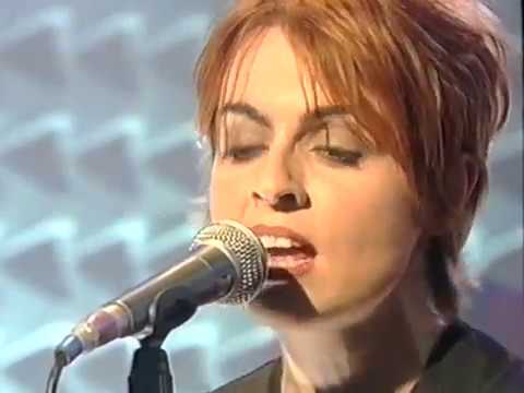 Sleeper - Statuesque and Louise Wener interview - Big Mouth - Channel 4 ...