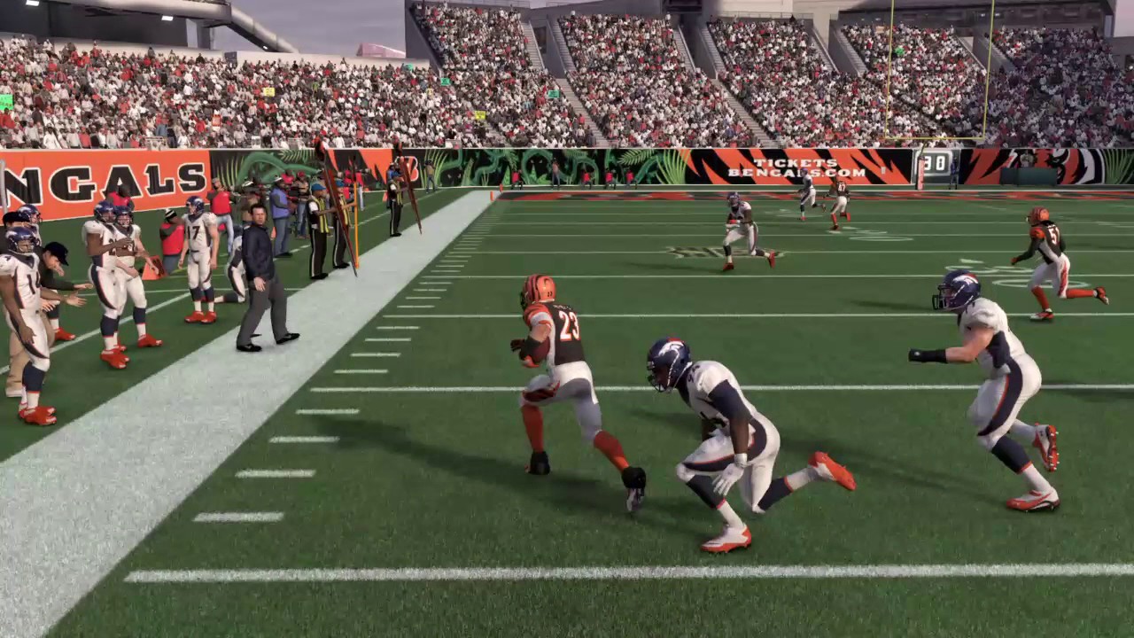 90 yard punt return for a TD - YouTube