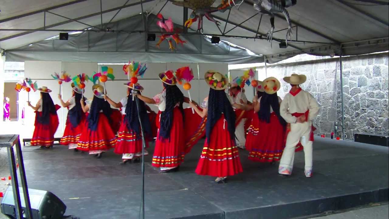 Baile de Michoacan - YouTube