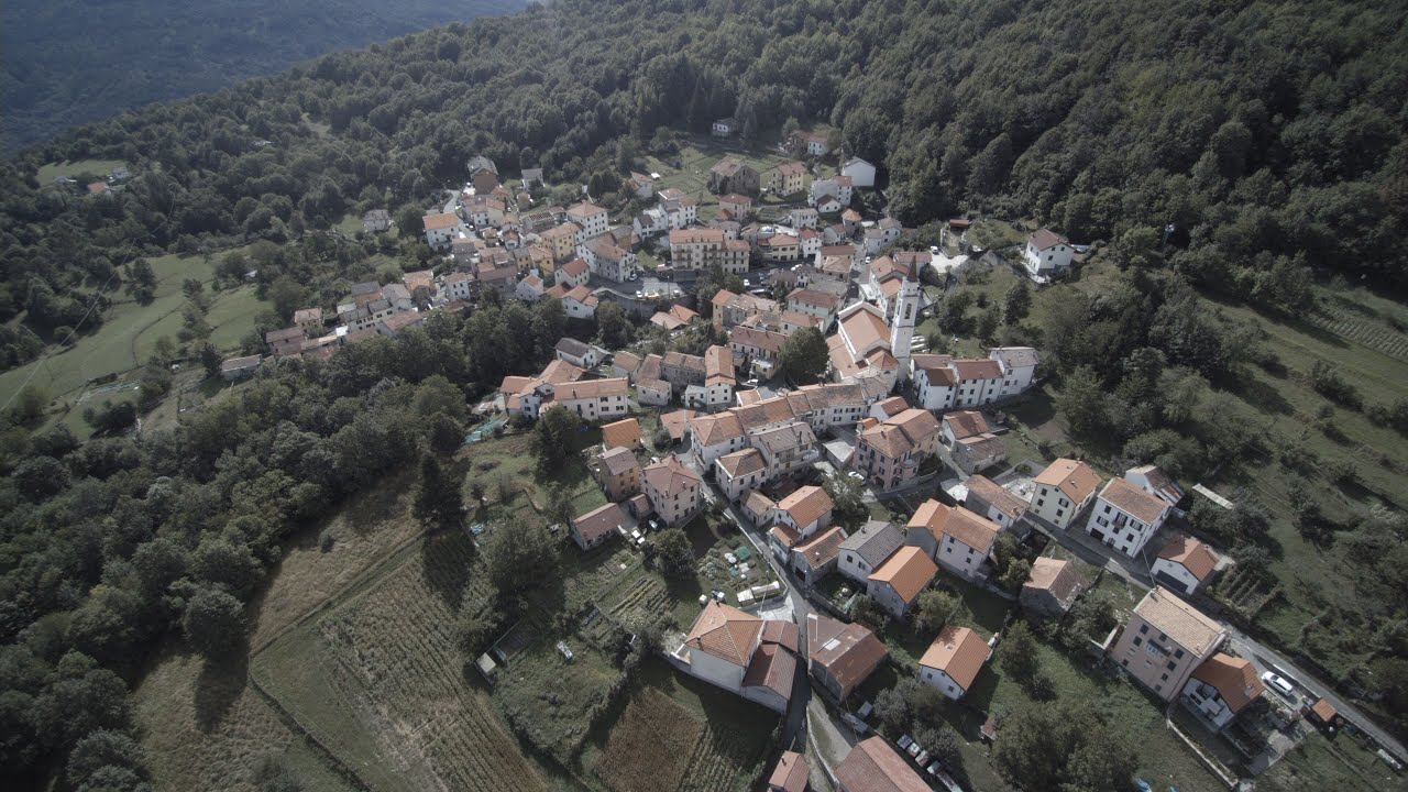 Fontanarossa - Alta Val Trebbia - HD - YouTube