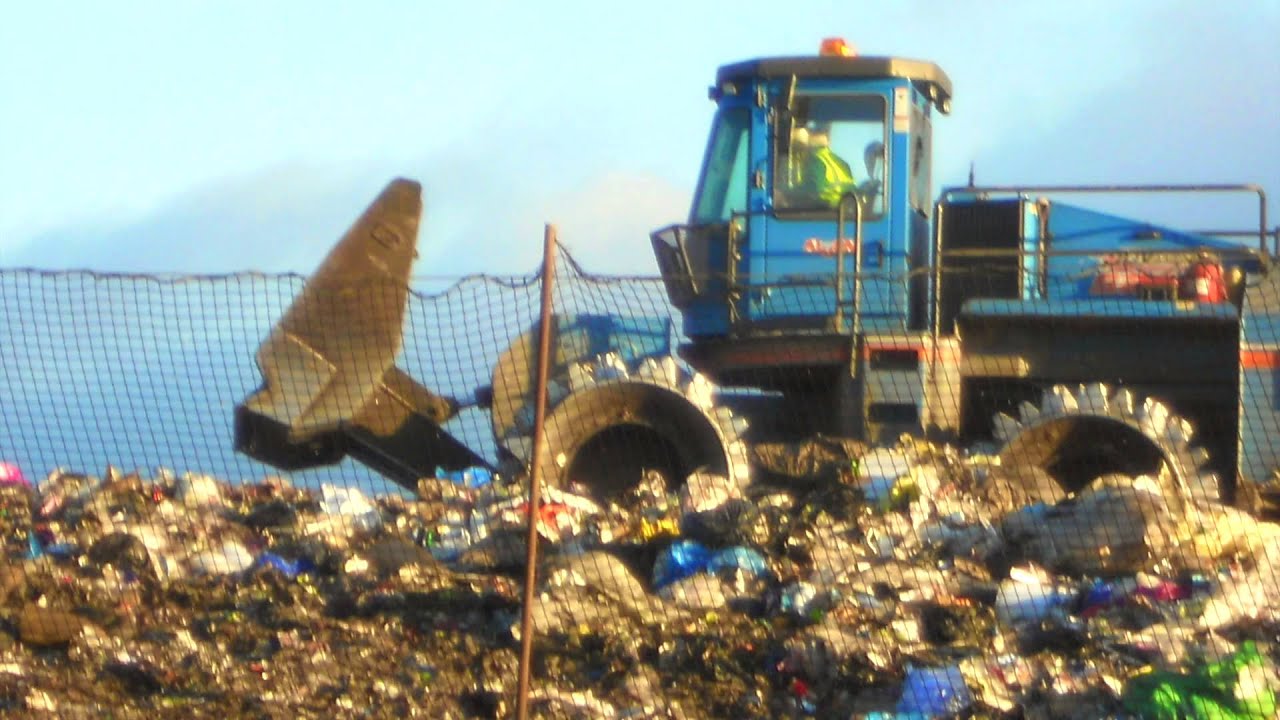 Blaydon Quarry Filling Above the Liner in Cell 3A - YouTube