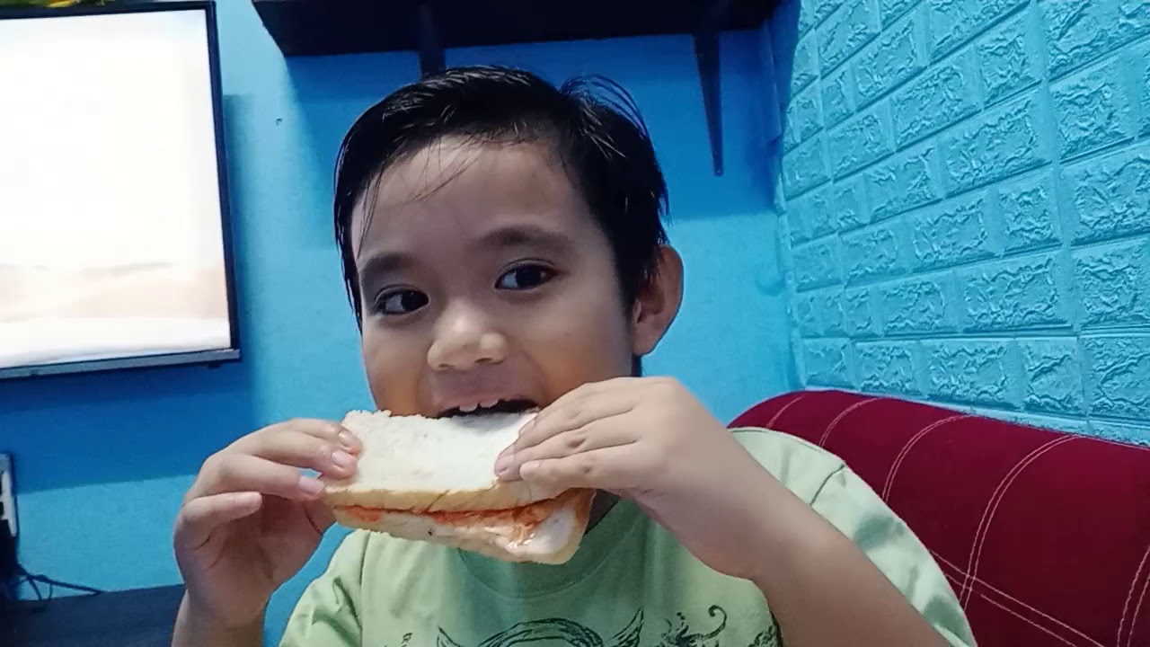 FOOD TRIP | MIKMIK PH😂 - YouTube