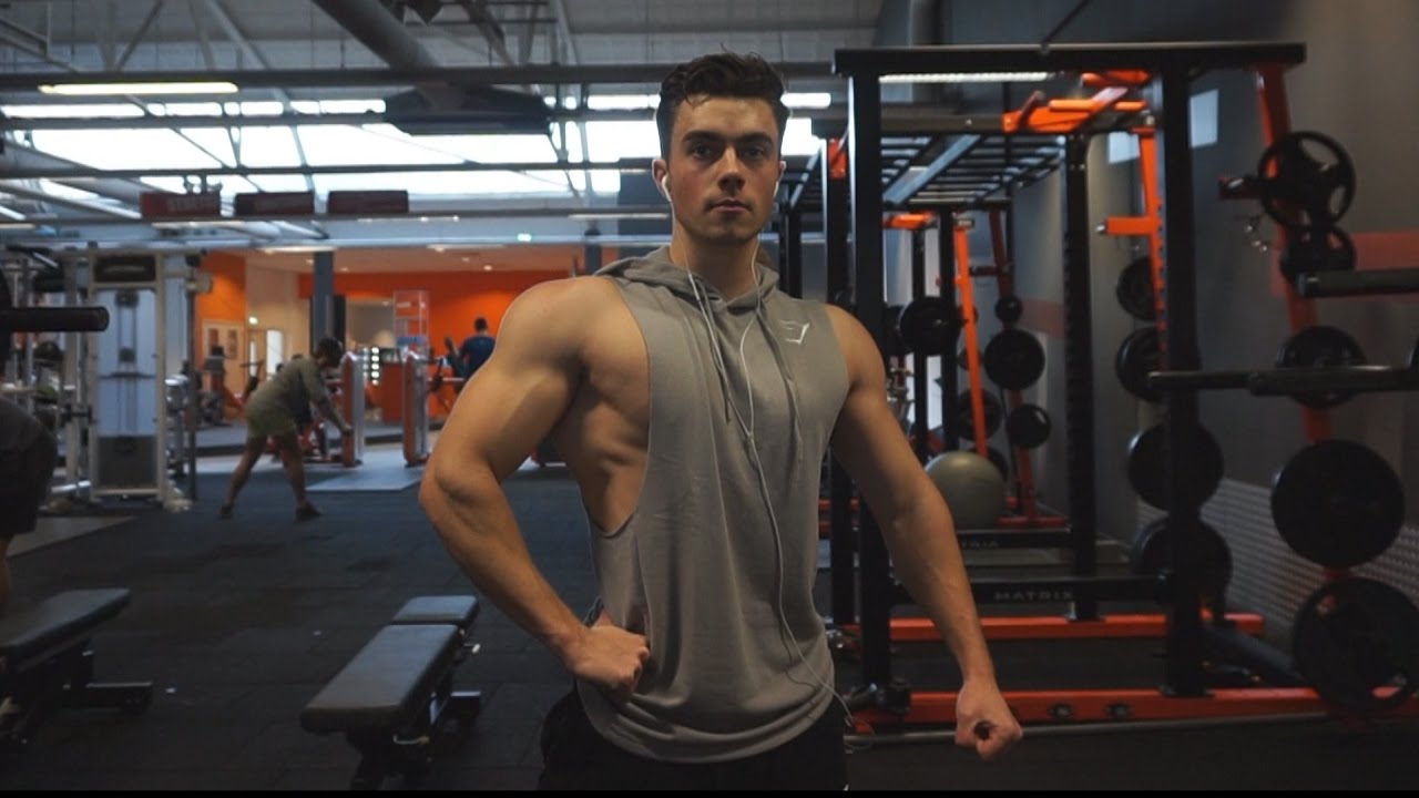 BIG Shoulder Tri-Set | Building Big Full Shoulders - YouTube