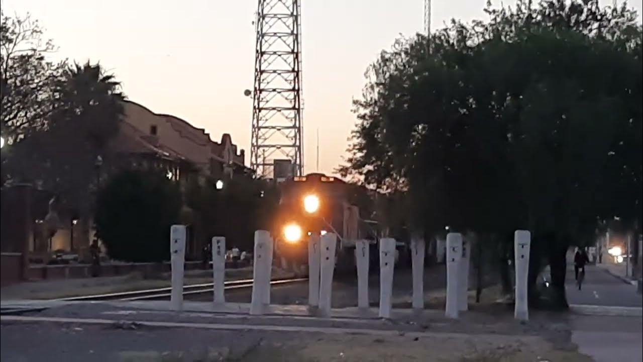 Tren Ferromex (FXE 4641, FXE 4510 & FXE 4004) Mixto Rumbo al Sur - YouTube