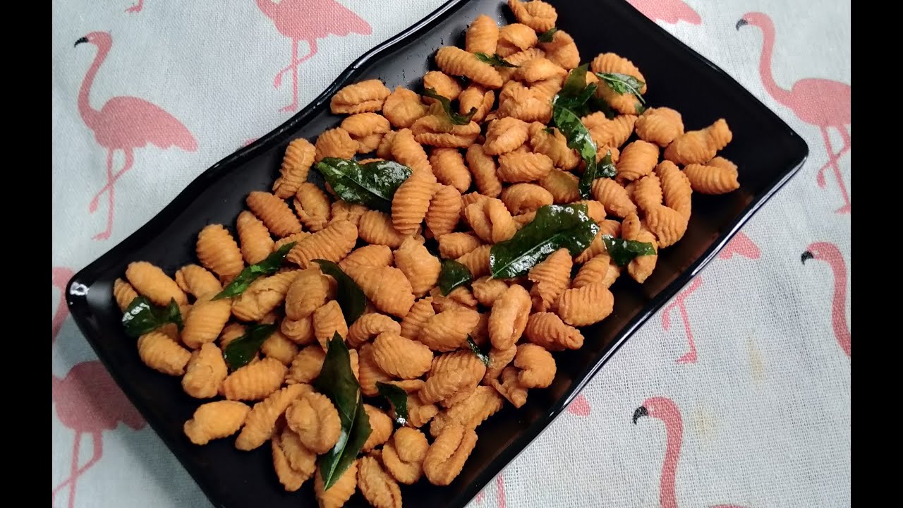 Malaysian Spicy Snack | Diwali Sippi Recipe | Crispy Shell Shaped Snack ...