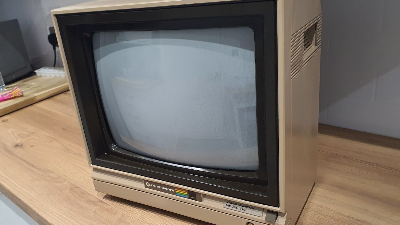 Commodore 1701 monitor refurb - YouTube