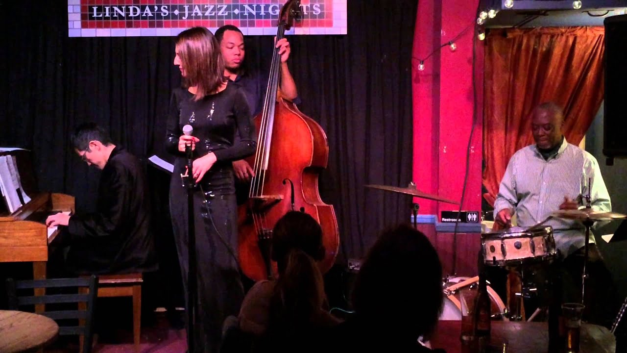 The Alma Micic Quartet performs "Cry Me a River" at Linda's Jazz Nights ...