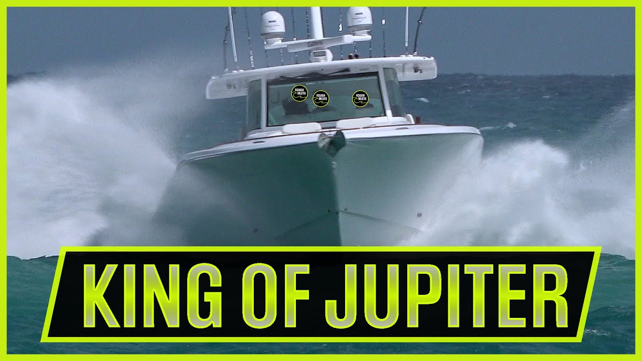 KING OF JUPITER SMASHES BIG WAVES | ROUGH INLETS | Boats at Jupiter ...