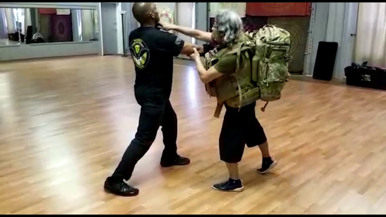 GI Jak. Knife vs Knife Tutorial. - YouTube