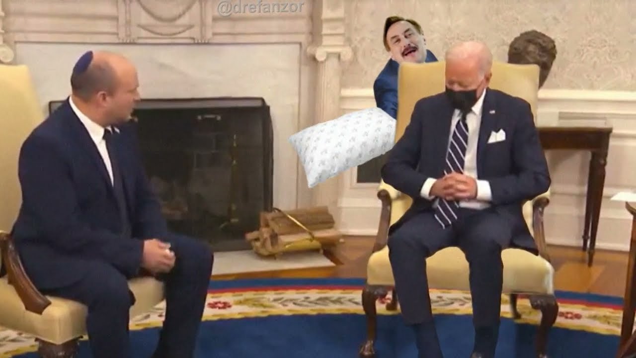 Biden falls asleep and... - YouTube