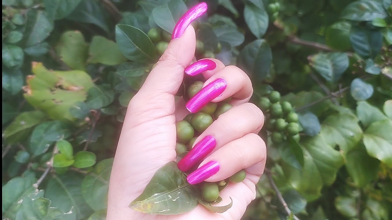ASMR Outdoor Scratching with my natural long nails (scratching, tapping ...