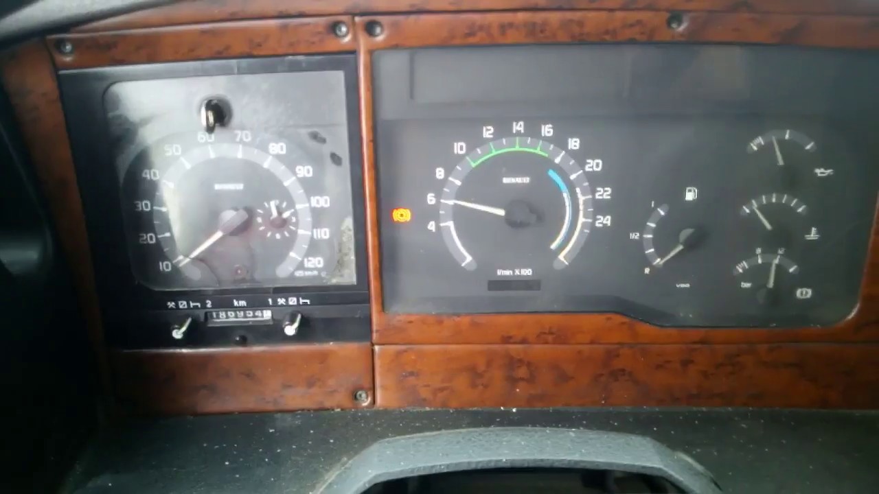 Renault Magnum Mack 470 - YouTube