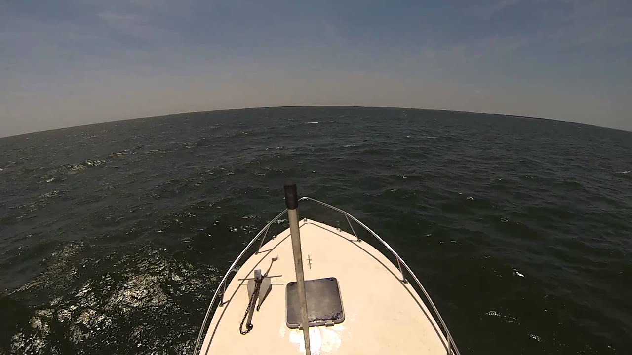 Running home in rough water in the Chesapeake bay - YouTube
