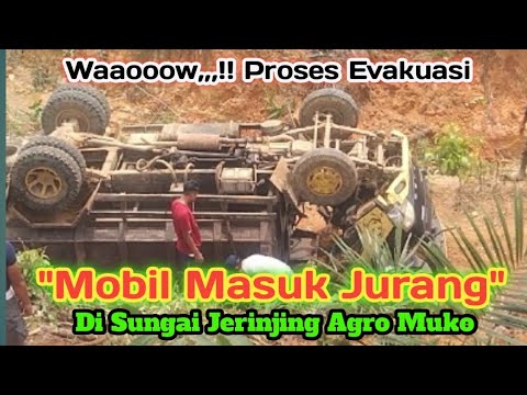 waaooow,,, Proses evakuasi mobil masuk jurang di sungai jerinjing Agro ...