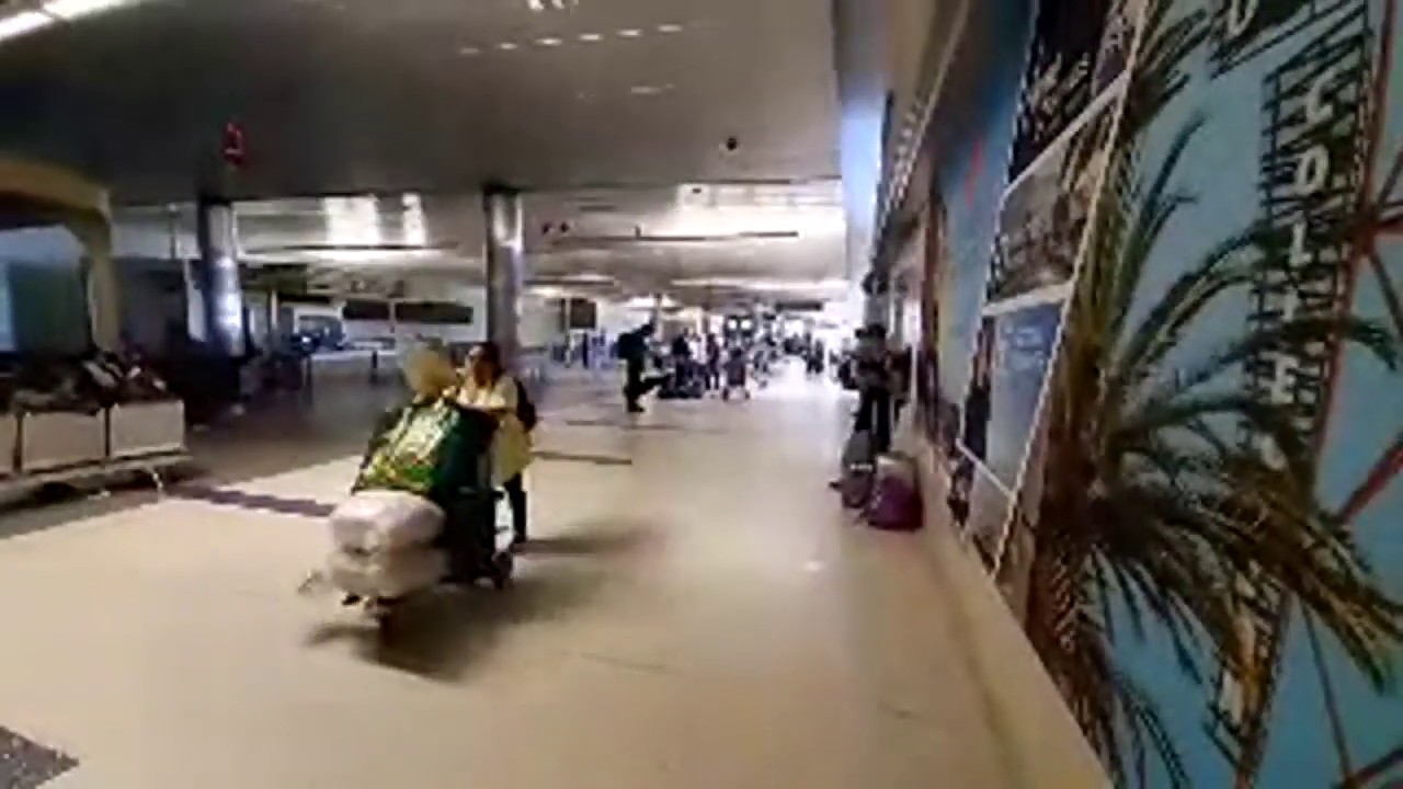 Power Outage Lax - YouTube
