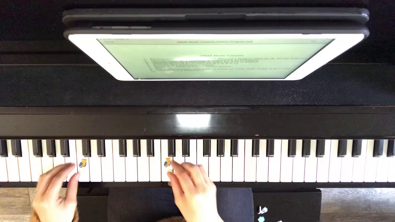 Five finger Warm-Up in C (Both Hands)_OMAF - YouTube