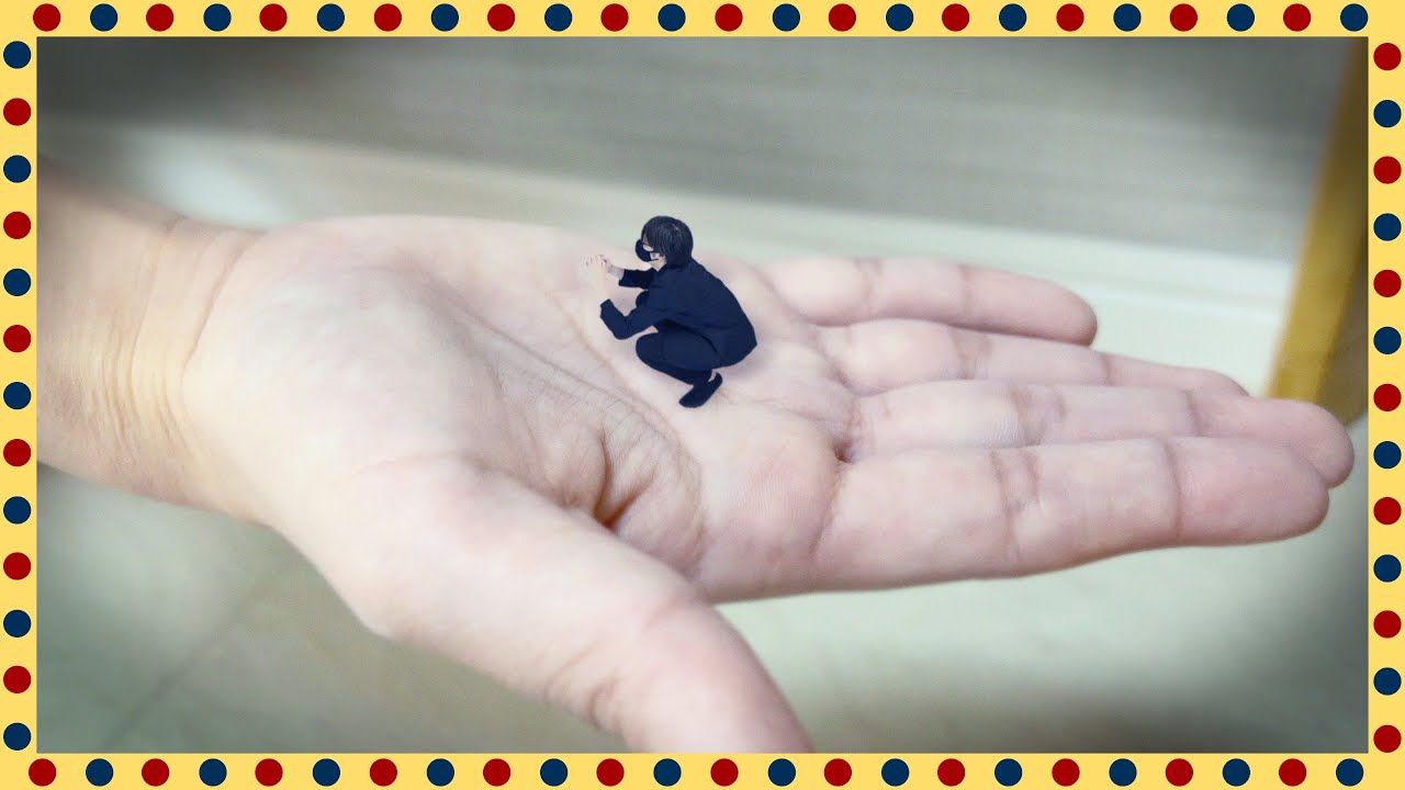 Can the man in the hands of the Giantess live？ | GIANTESS FAMILY - YouTube