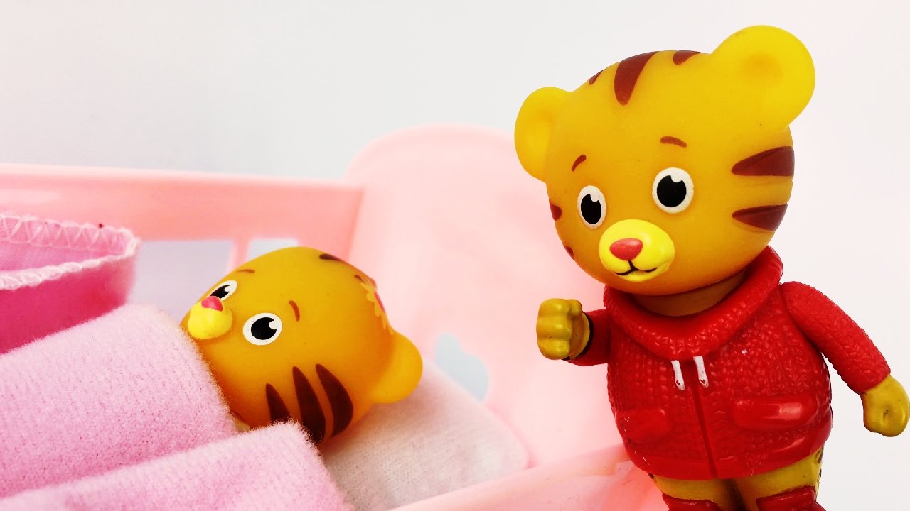 Daniel Tiger Gets MAD on Baby Sister ! Daniel Tiger Neighborhood ...