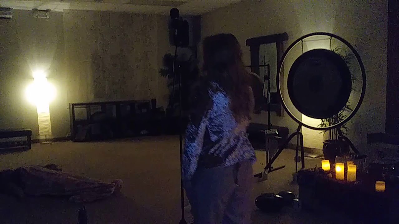 Blue orbs: Meditation & Lecture with Mande White Pearl - YouTube