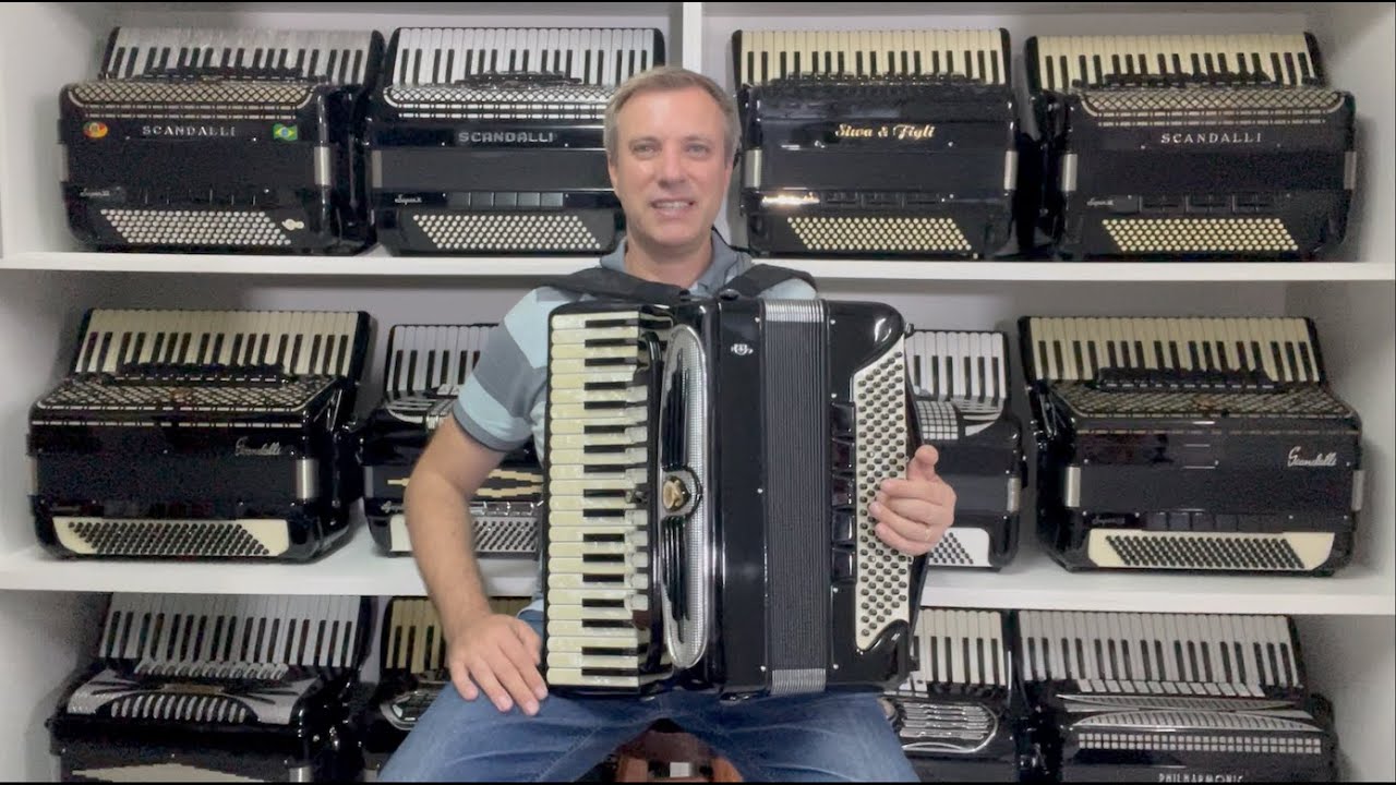 Acordeon GIULIETTI MF 115 - Quarta Oitavada - 46 cm - Peso 10,3 kg ...