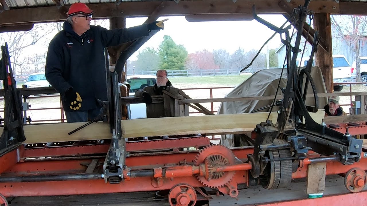 Sawing some nice poplar boards on the Frick Sawmill - YouTube