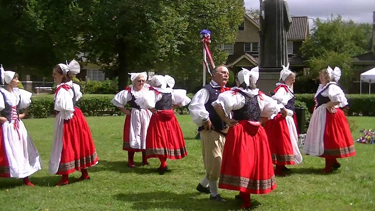 Sokol Greater Cleveland Czech Folk Dance - YouTube