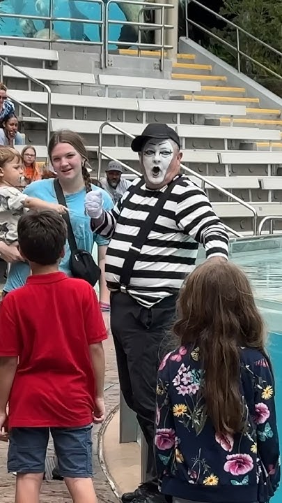 Tom Mime Seaworld 😂 Seaworldmime Youtube