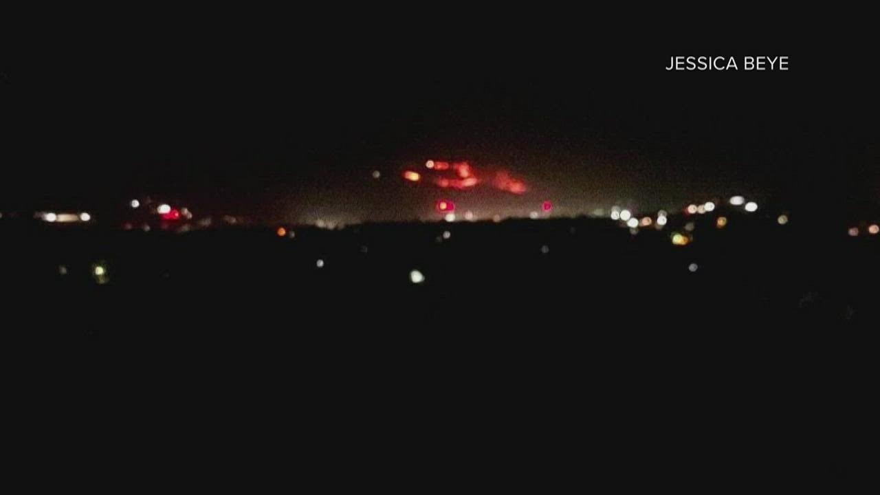 Firefighters battling wildfire near Lewiston, Idaho - YouTube
