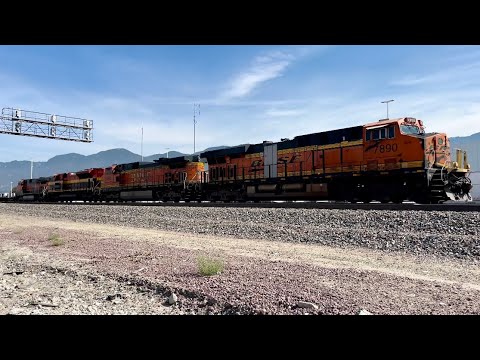 Power To Spare! KCS, BNSF HU 1 & 2 Power! BNSF Bare-tables Train. Single Stack Utility Spine ...