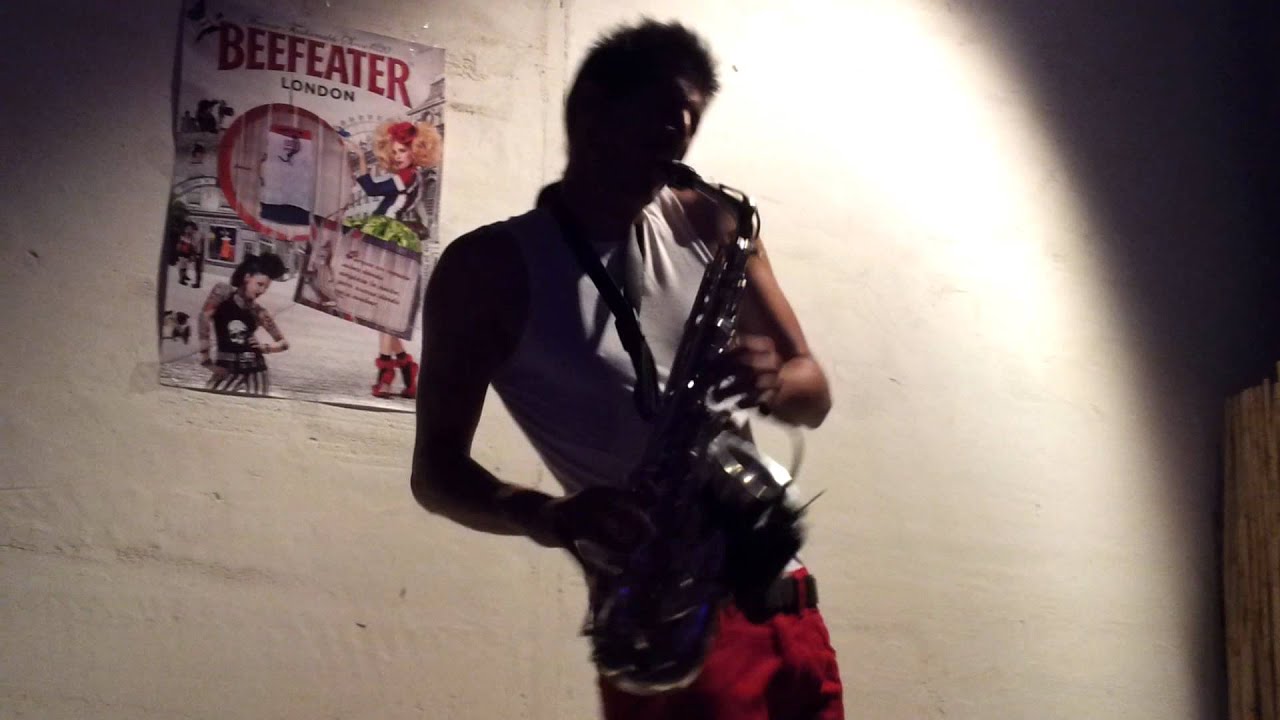 MANU LÓPEZ - Saxo live House - YouTube