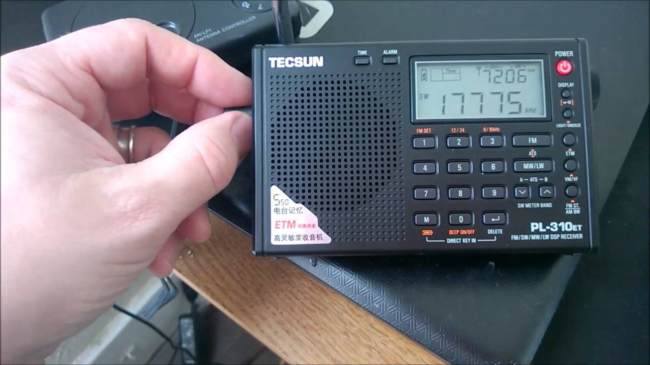 Tecsun PL-310ET with Sony AN-LP1 - YouTube