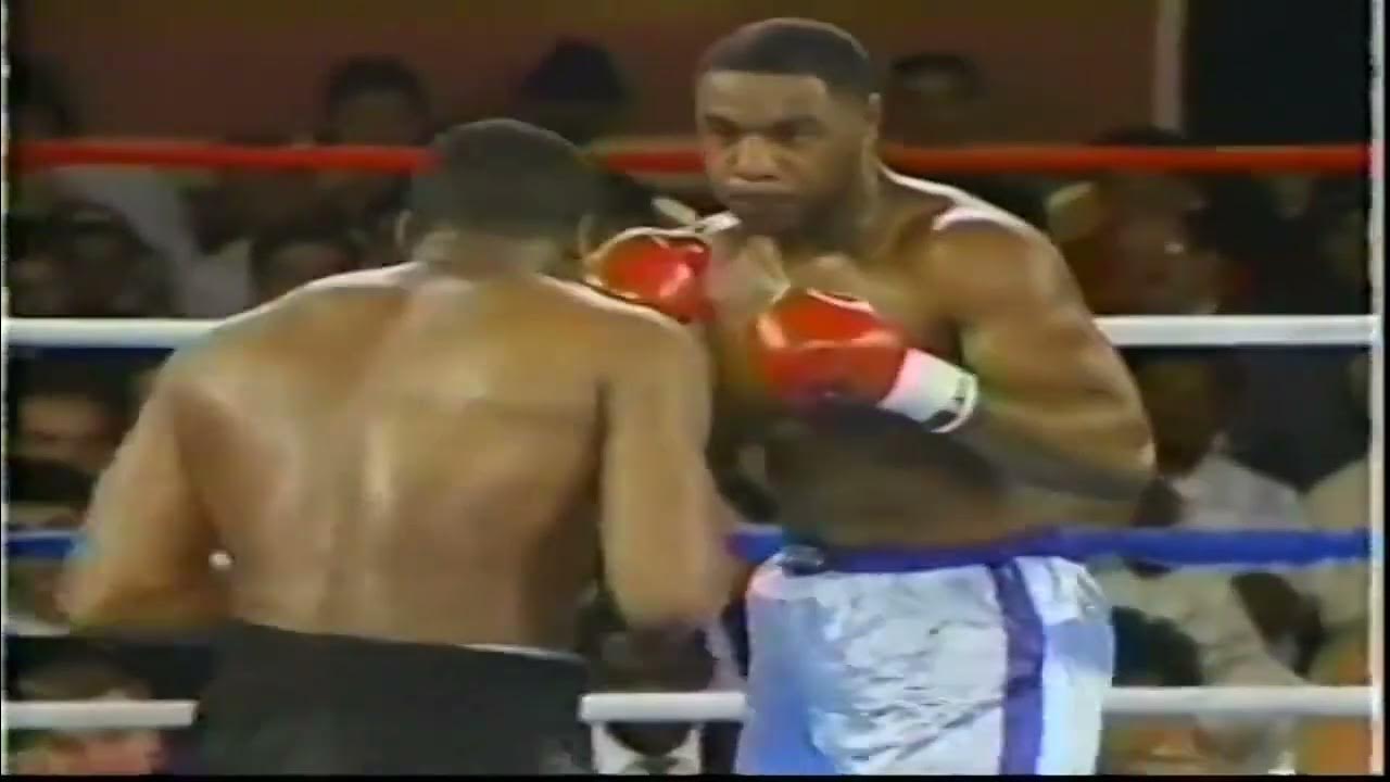 Riddick Bowe vs Mike Robinson. HD 720p60 @battlesoftitans - YouTube Riddick Bowe vs Mike Robinson. HD 720p60 @battlesoftitans - YouTube