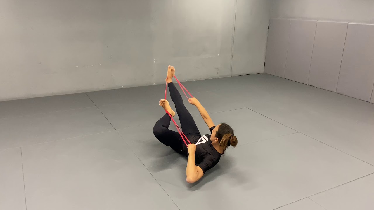 BJJ elastic band drills - YouTube