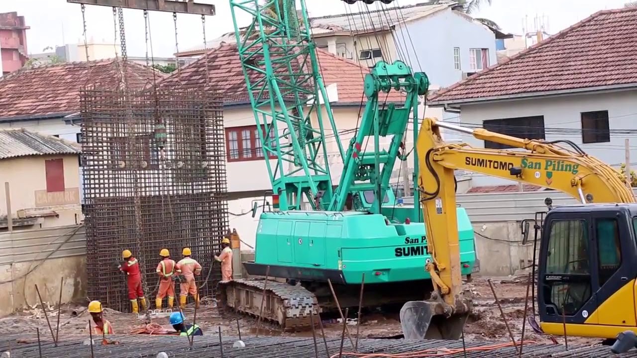 Diaphragm Wall Construction - YouTube